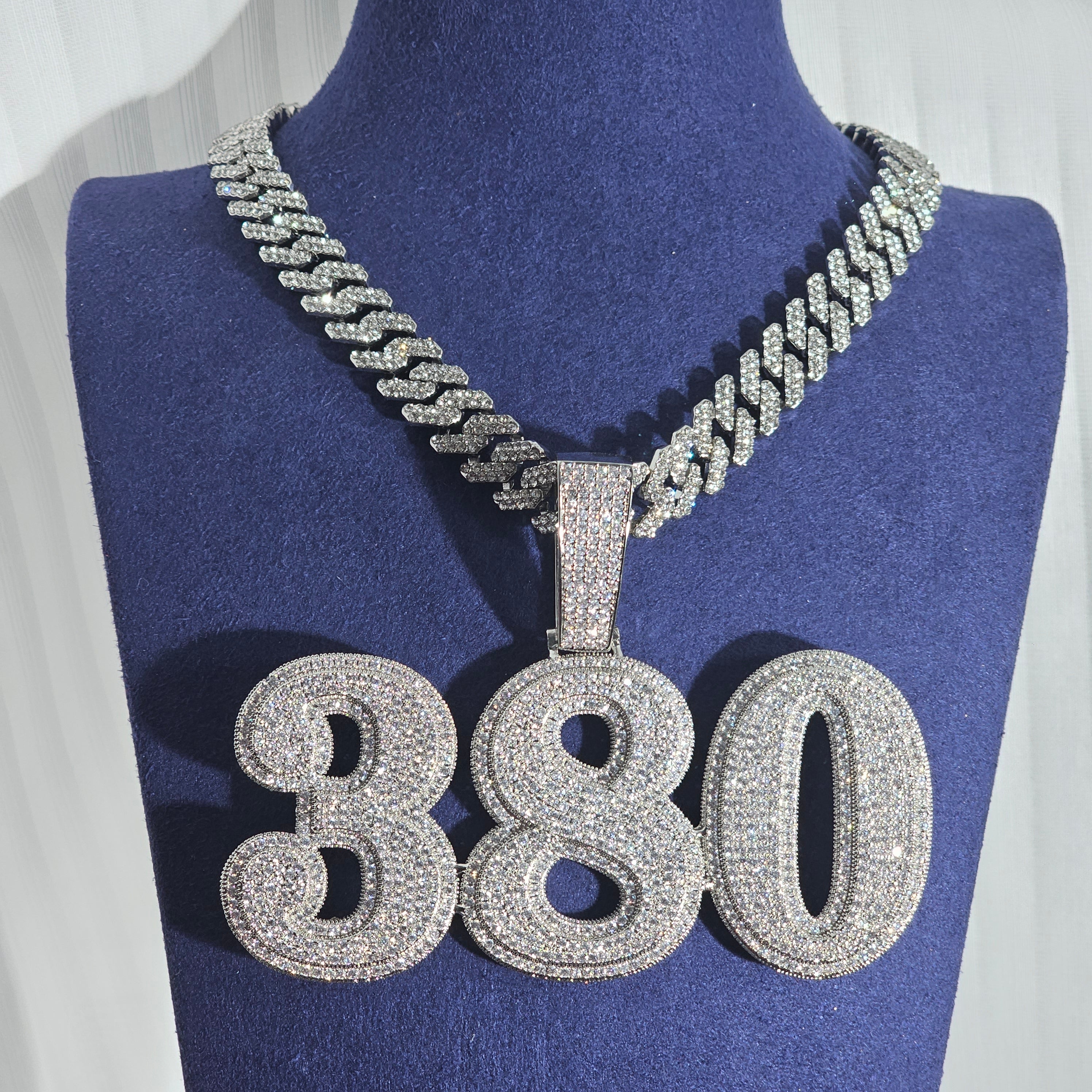 CUSTOM BIG NUMBERS/YEAR/BIRTHDAY DATE NAMEPLATE NECKLACE – DOBLING JEWELRY